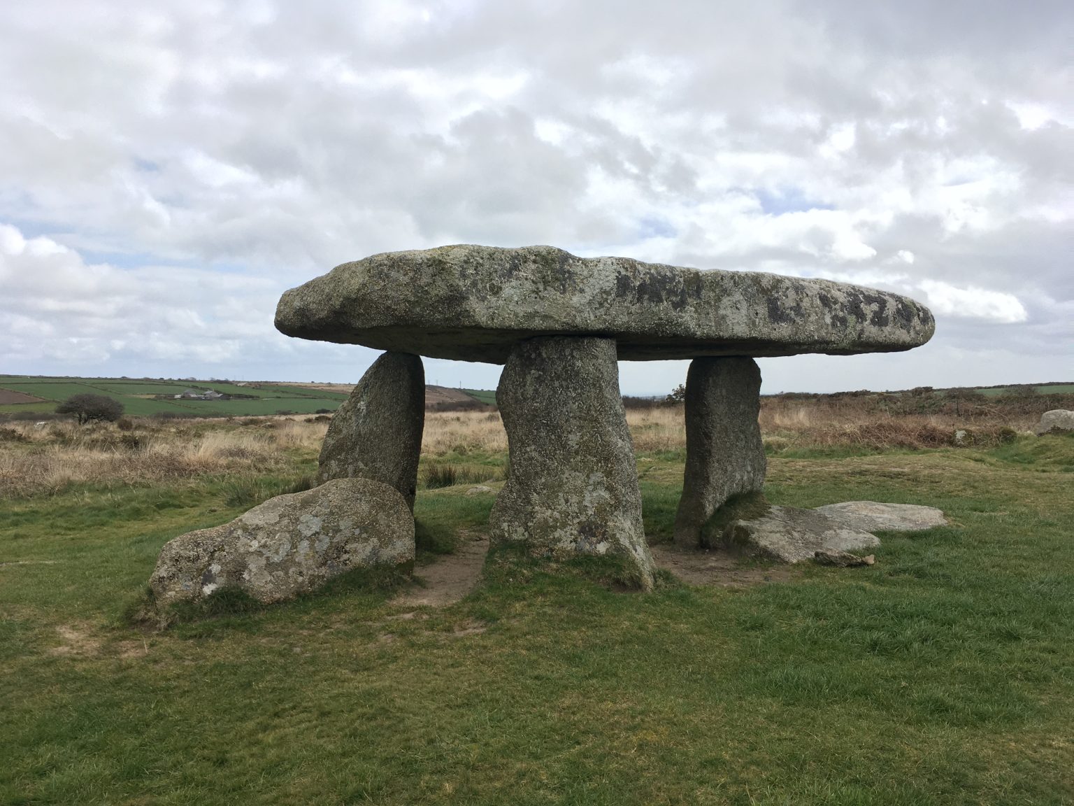 Lanyon Quoit - Variscan Coast Geoscience
